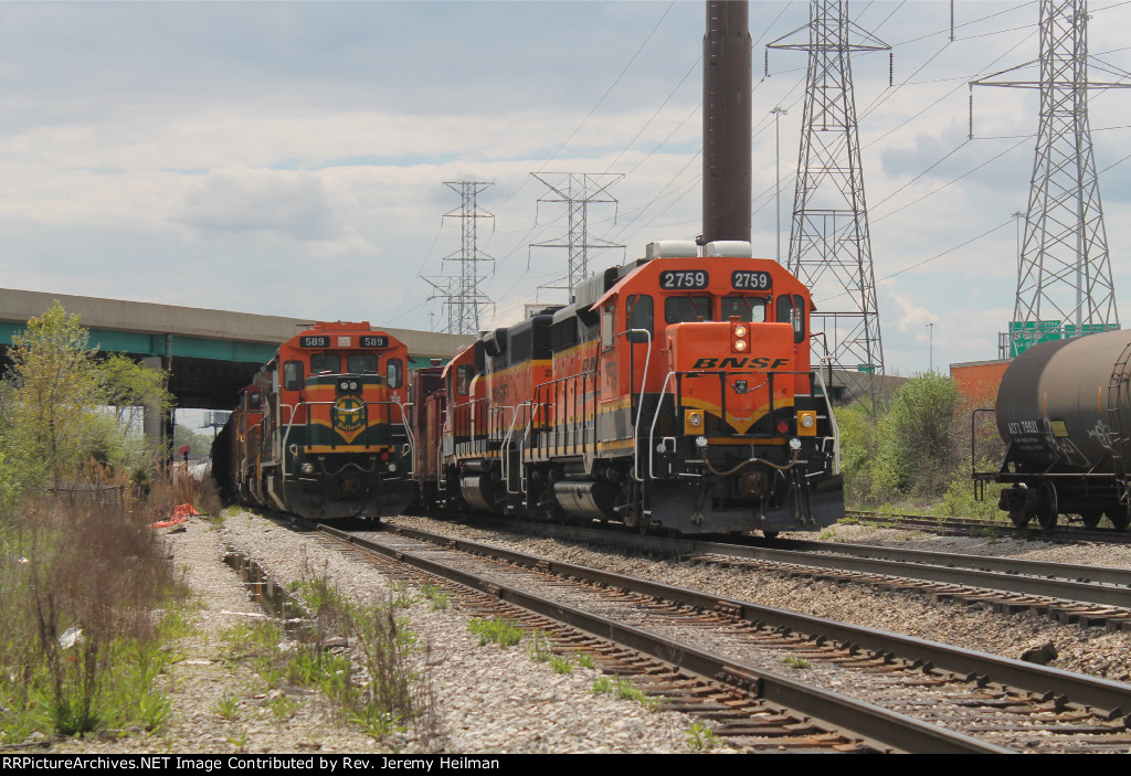BNSF 589 & 2759 (1)